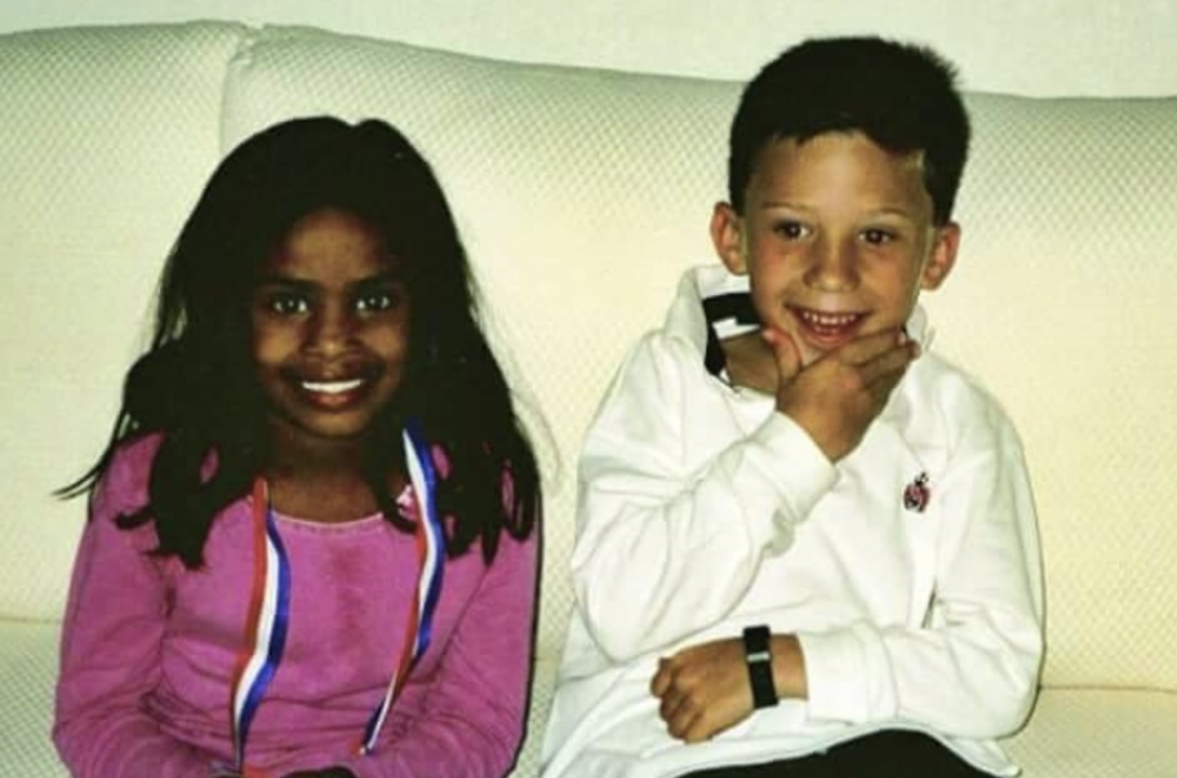 Amoureux depuis l'âge de 5 ans, ils ont aujourd'hui 25 ans, découvrez ...